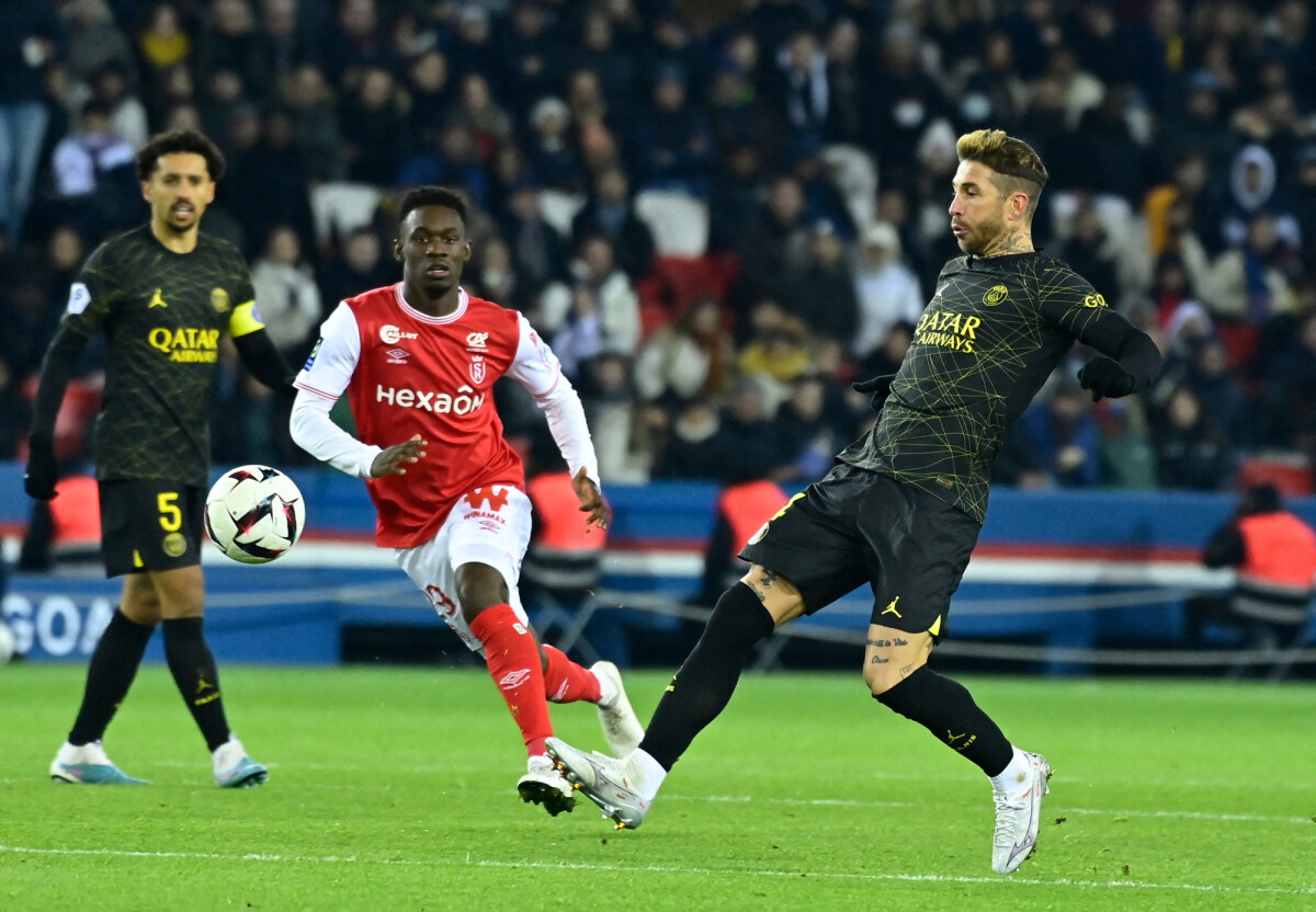 Photo : Sergio Ramos ( 4 - PSG ) - Match de Ligue 1 Uber Eats "PSG ...