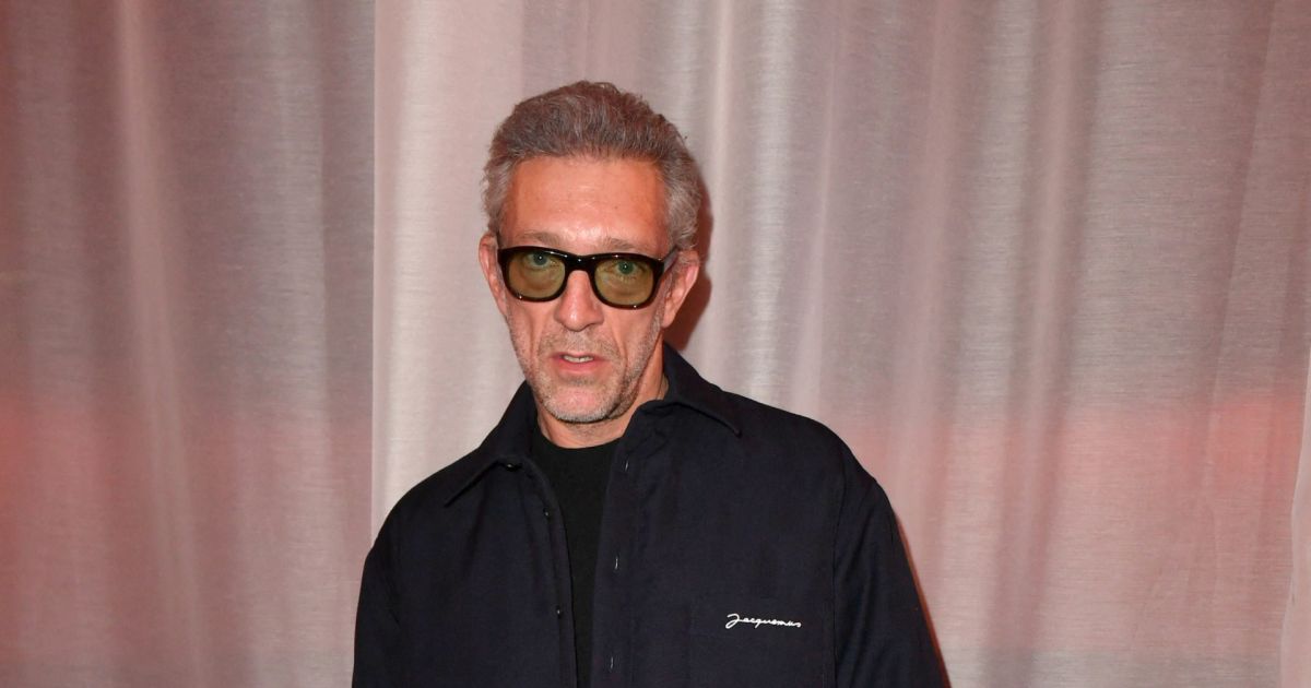 Vincent Cassel - Photocall en front row du défilé Le Raphia de la ...