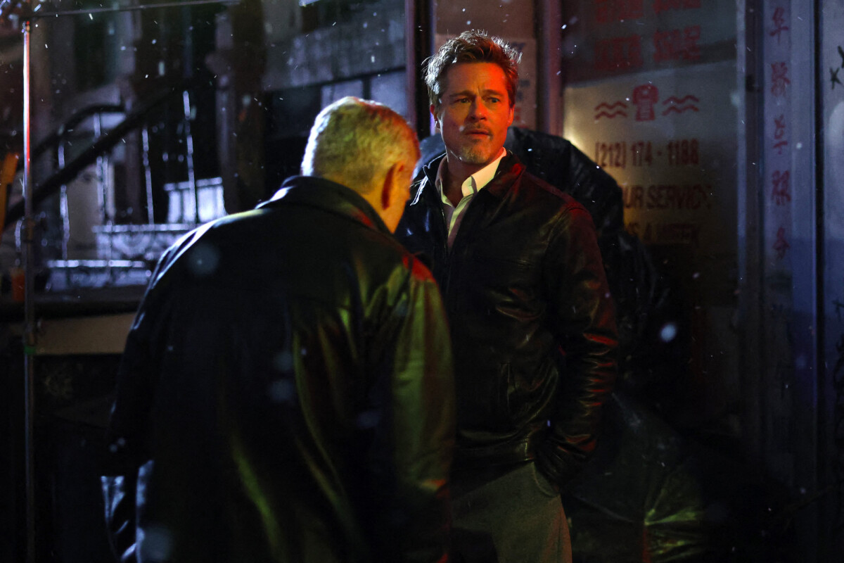 Photo : Brad Pitt et George Clooney tournent une scène du film "Wolves ...