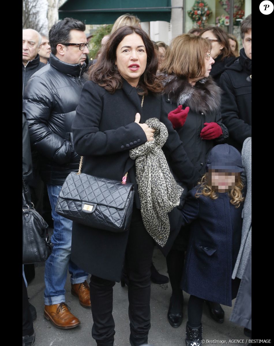 Elsa Wolinski unie par le passé à un célèbre réalisateur : son mariage ...