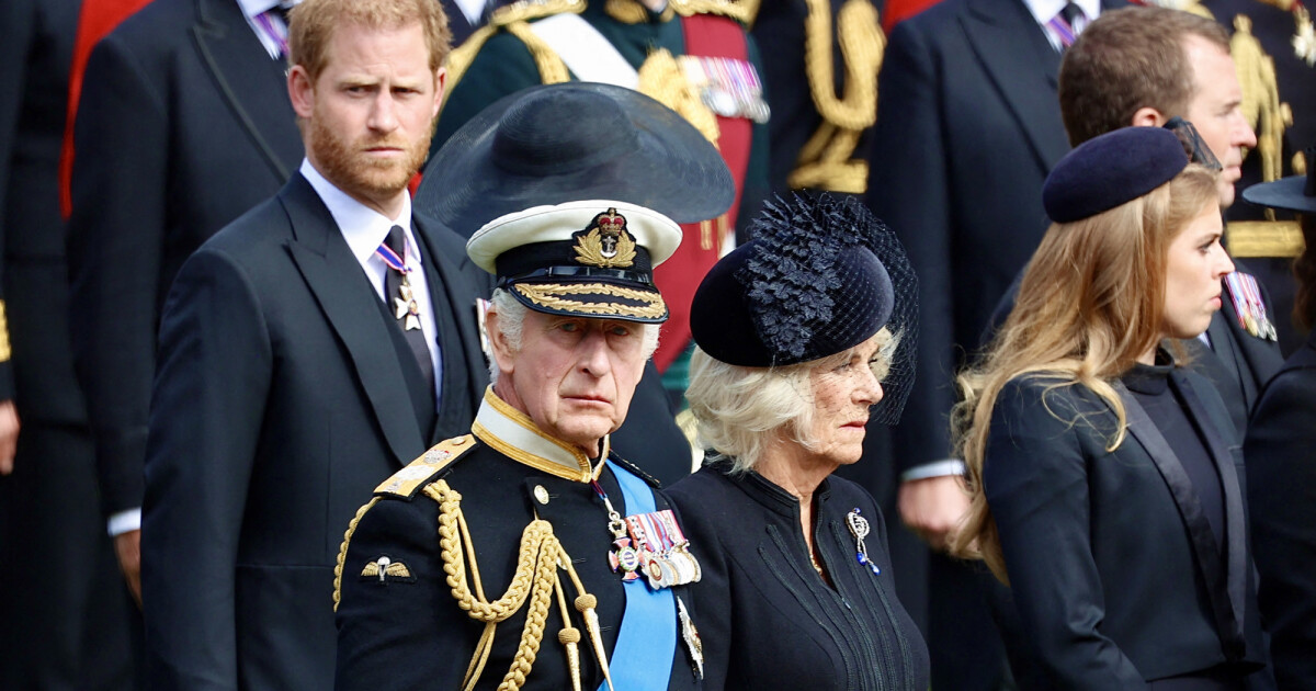 Le prince Harry snobé par son père en Angleterre... Excuse bidon de la ...