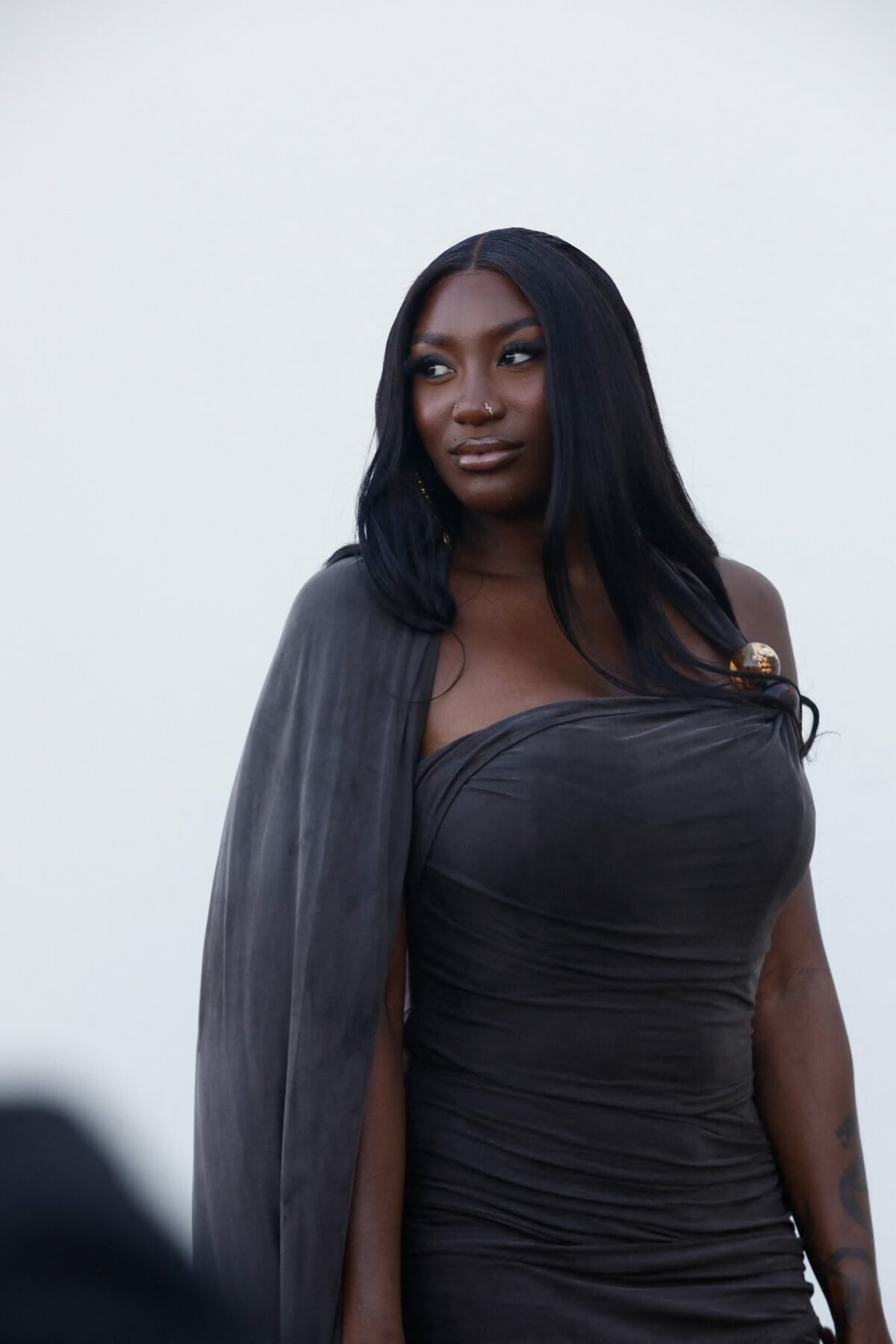Photo : Aya Nakamura - Les célébrités au photocall du défilé Jacquemus ...