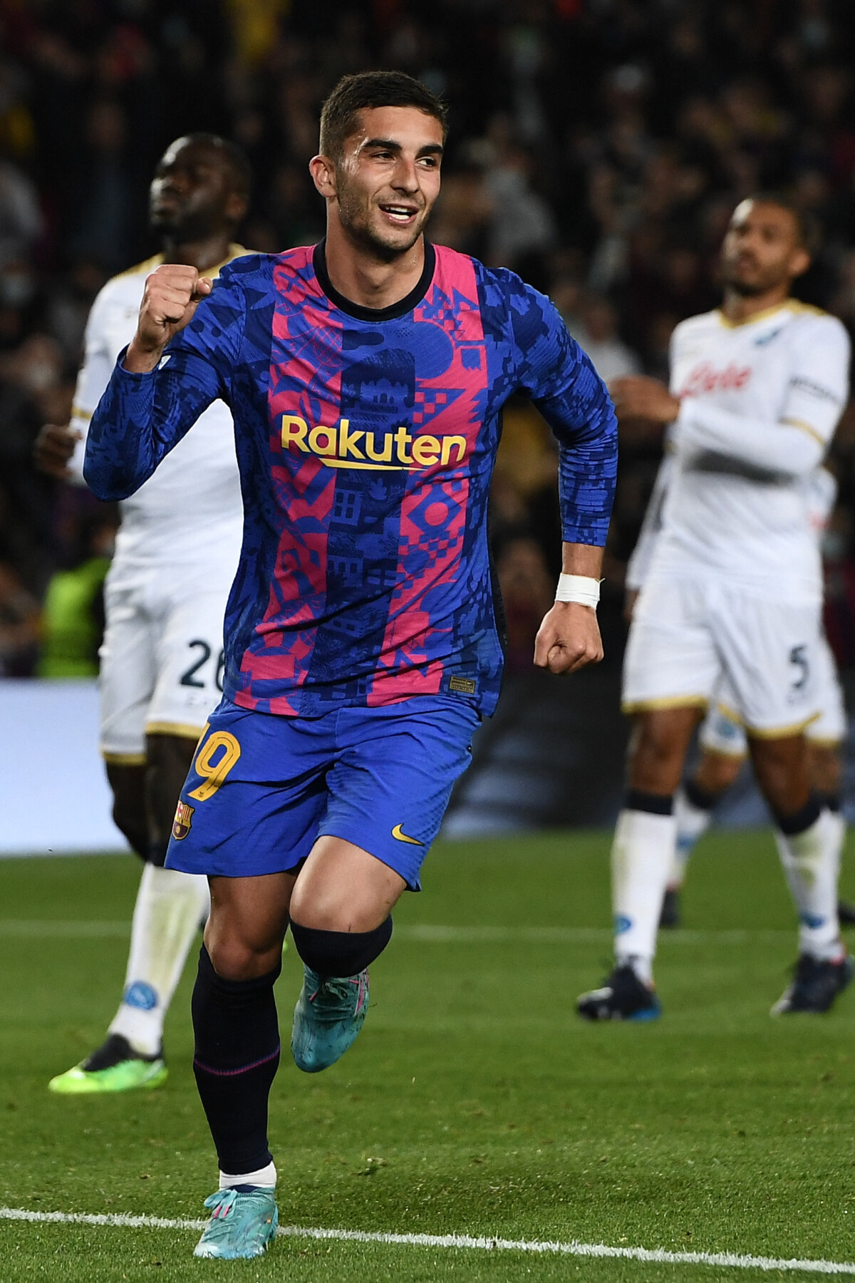 Photo : Ferran Torres - Match de football en ligue Europa (Europa ...
