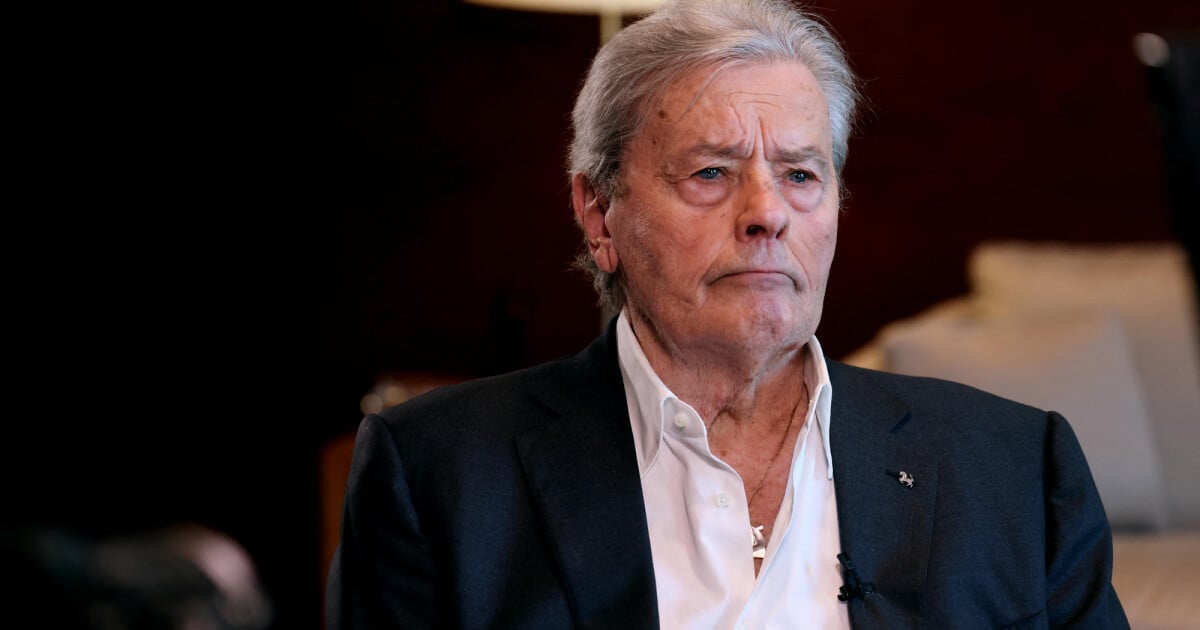 La "soeur" d'Alain Delon atomise sa dame de compagnie Hiromi, "grosse ...