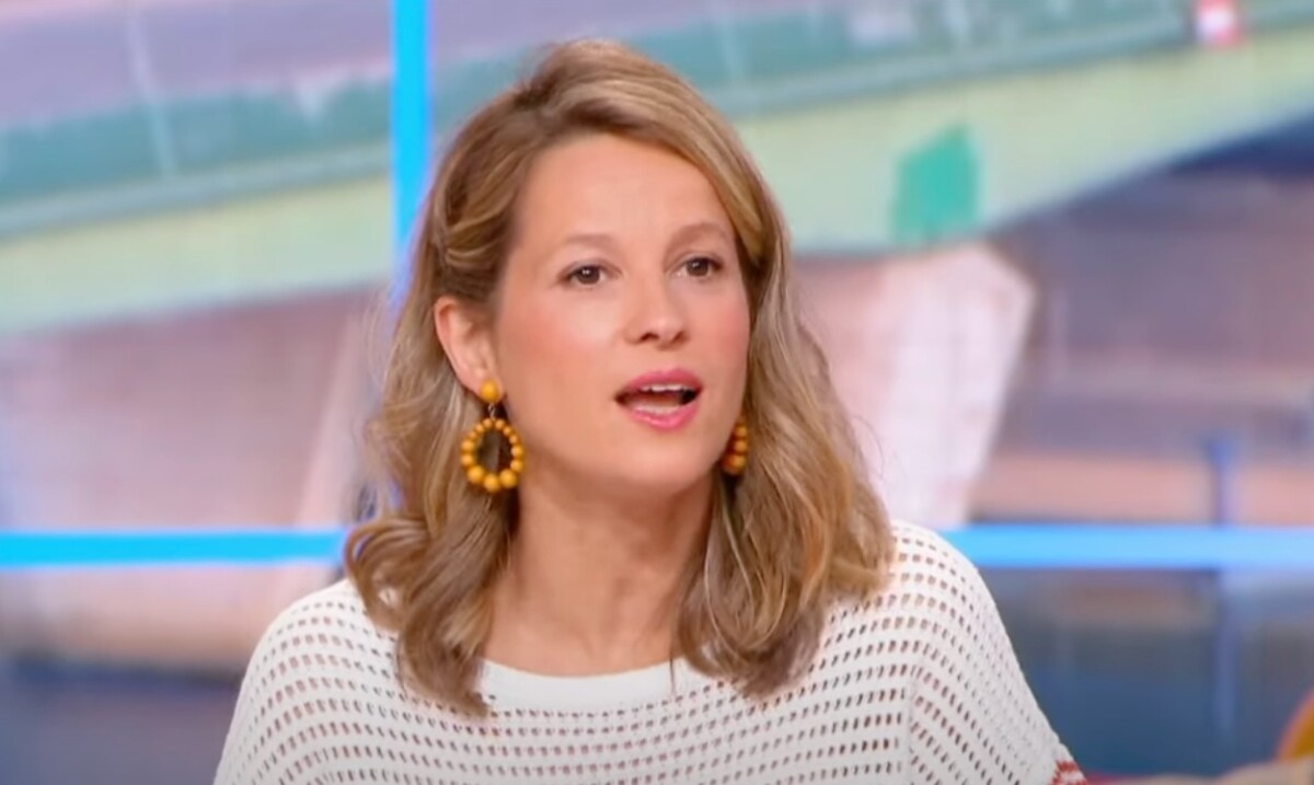 Photo : Maud Descamps sur le plateau de "Télématin" (Capture France 2 ...