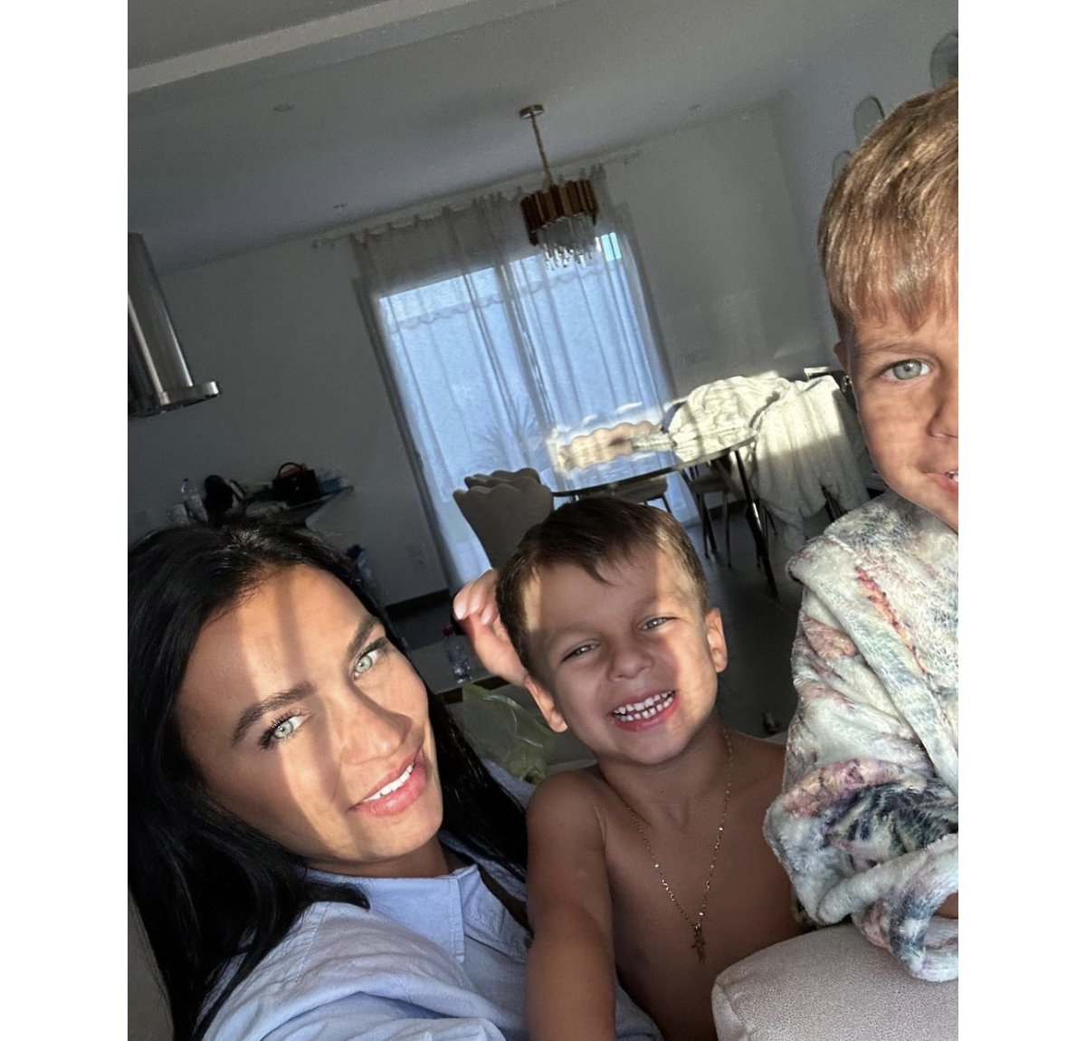 Photo : Julie Ricci sur Instagram. - Purepeople