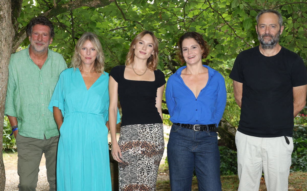 Photo : Michael Gentile, Karin Viard, Ana Girardot, Isabelle Brocard et Cedric Kahn - Photocall ...