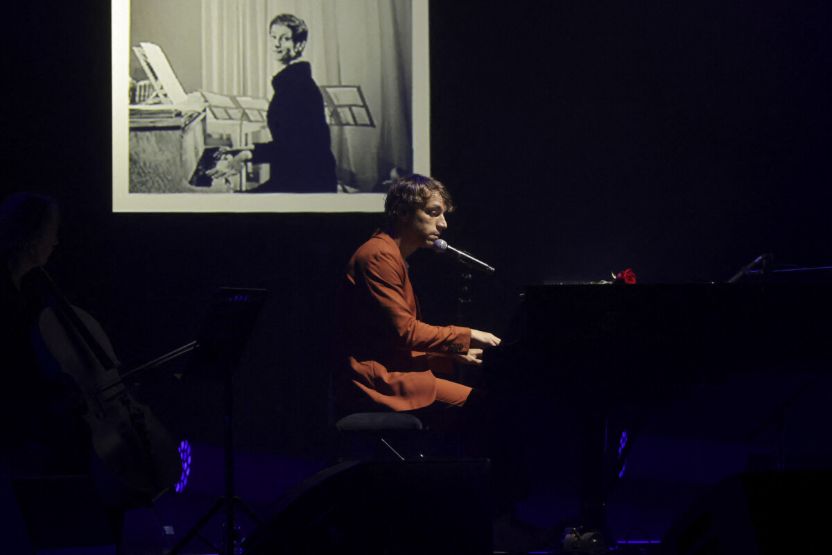 Photo : Exclusif - UssaR lors du concert hommage à la chanteuse Barbara ...