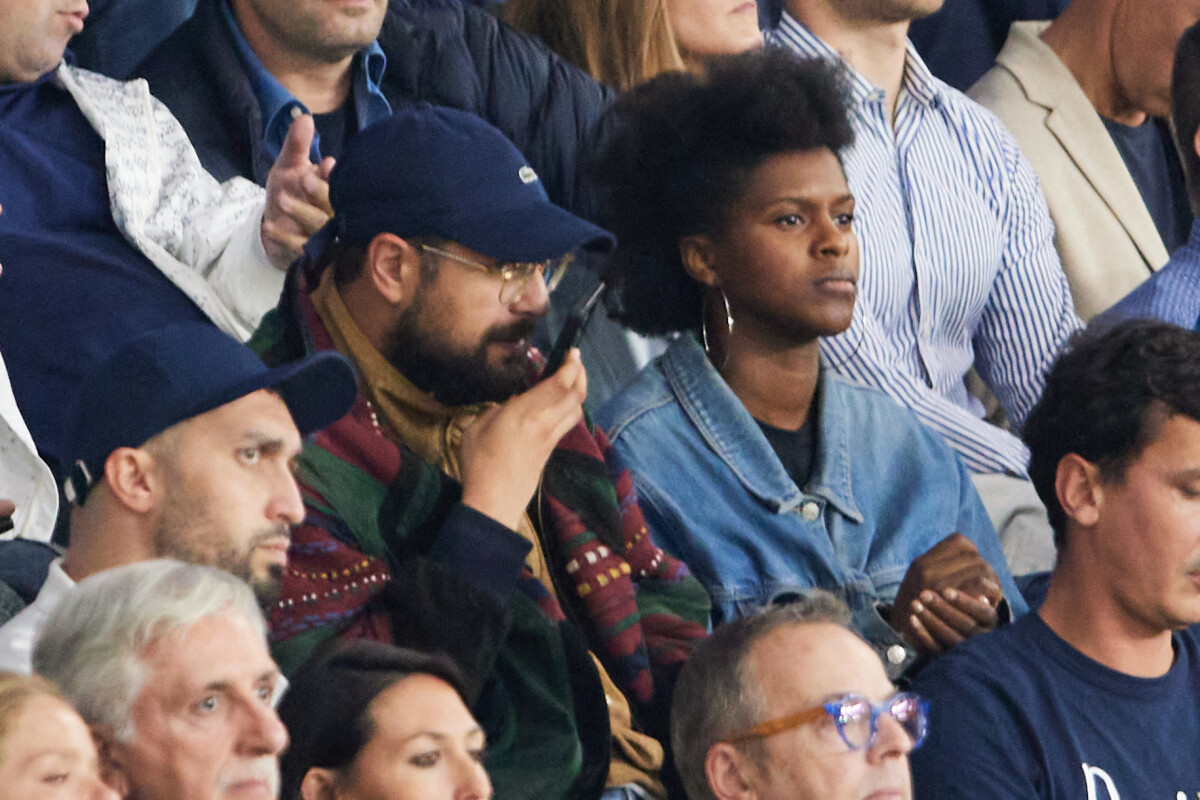 Photo : Hakim Jemili et sa femme Fadily Camara - Tribunes du match de ...