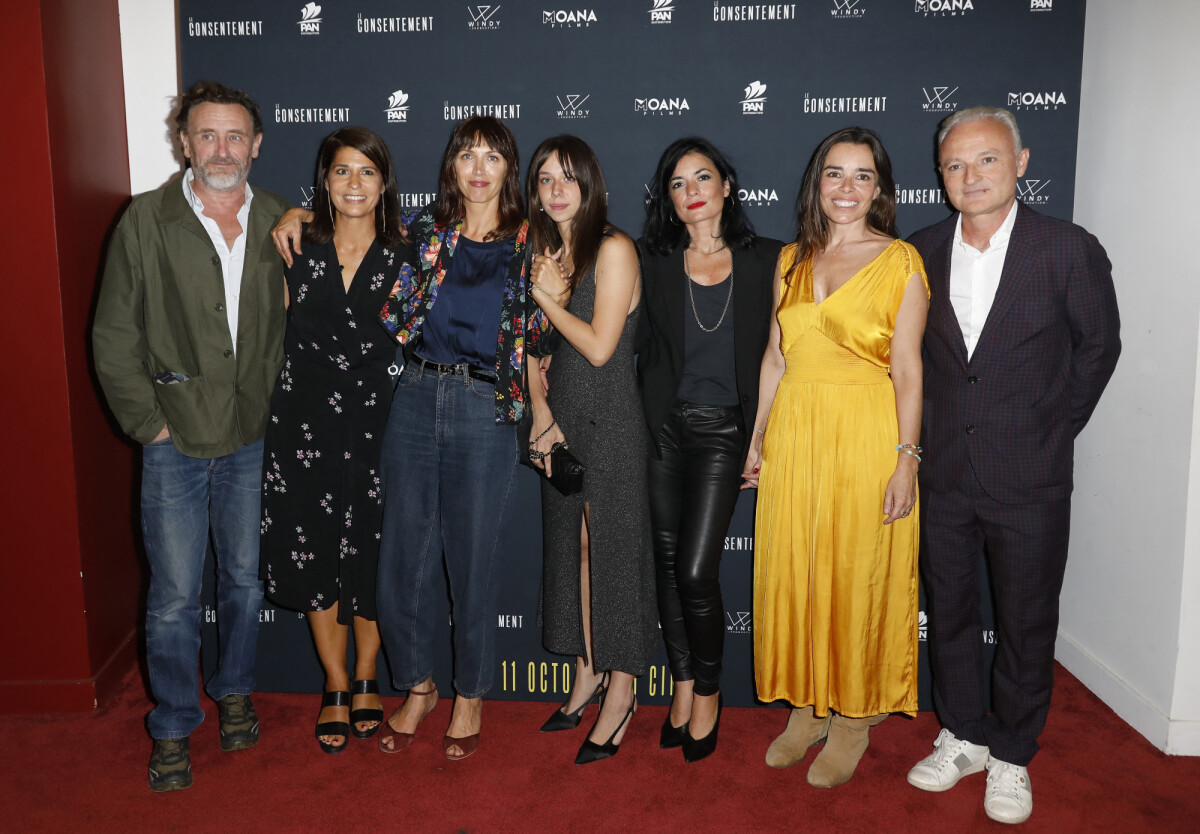 Photo : Jean-Paul Rouve, Carole Lambert, Vanessa Springora, Kim Higelin (petite fille de Jacques ...