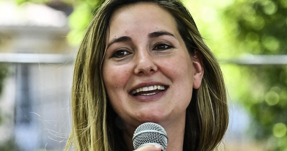 Marie Portolano : Cigarette et robe inattendue, cette photo de son ...