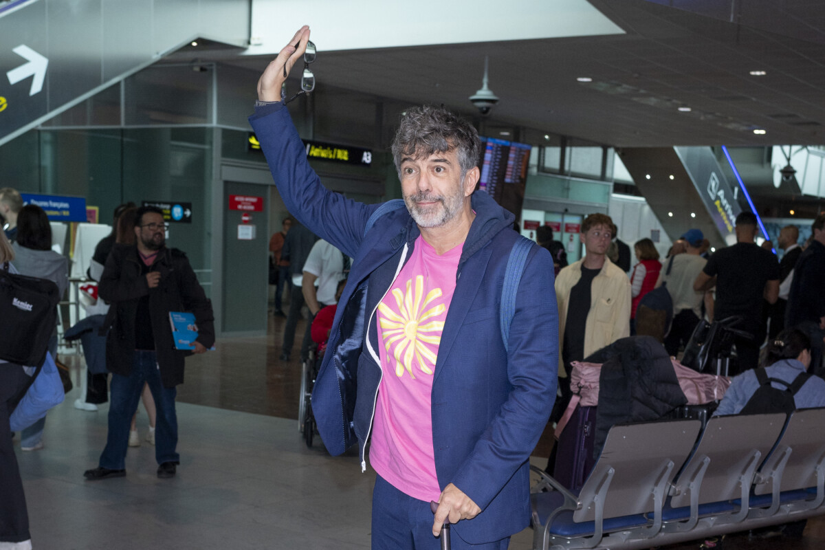 Photo : Stephane Plaza - Les célébrités arrivent à l'aéroport de Nice ...
