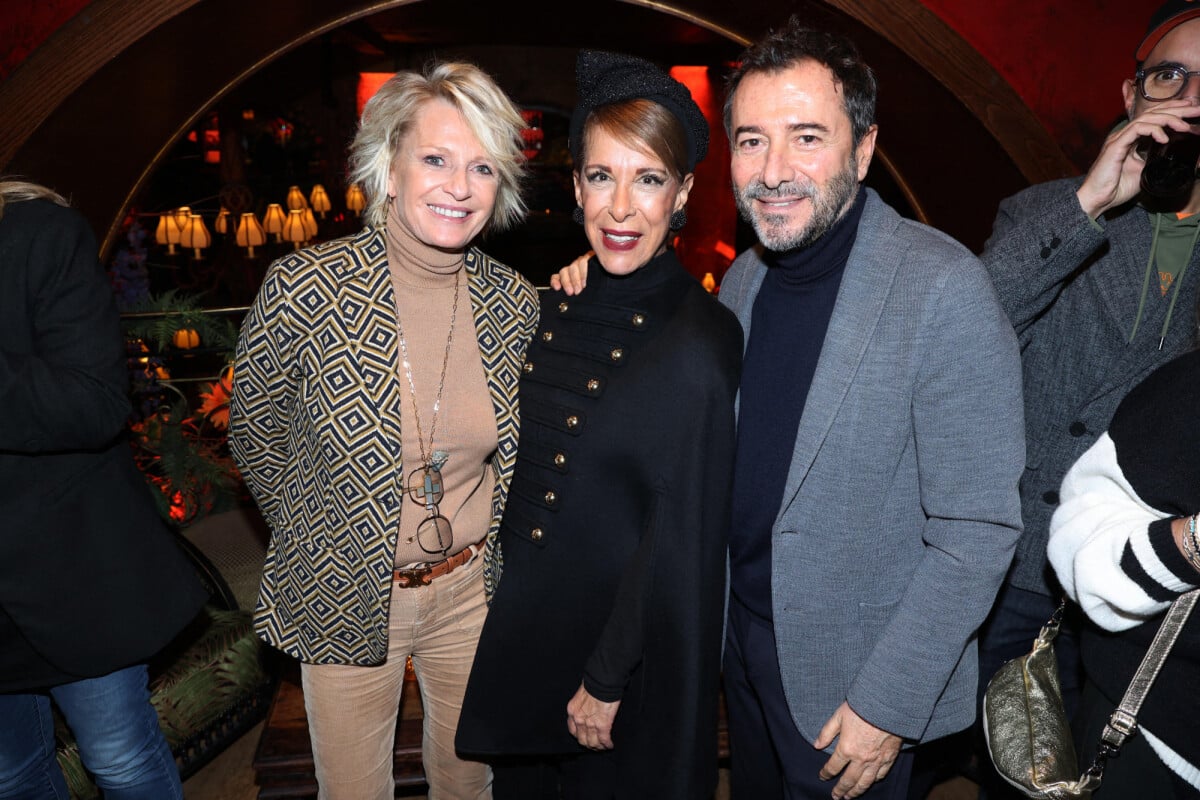 Photo : Exclusif - Sophie Davant, Helene in Paris et Bernard Montiel à ...