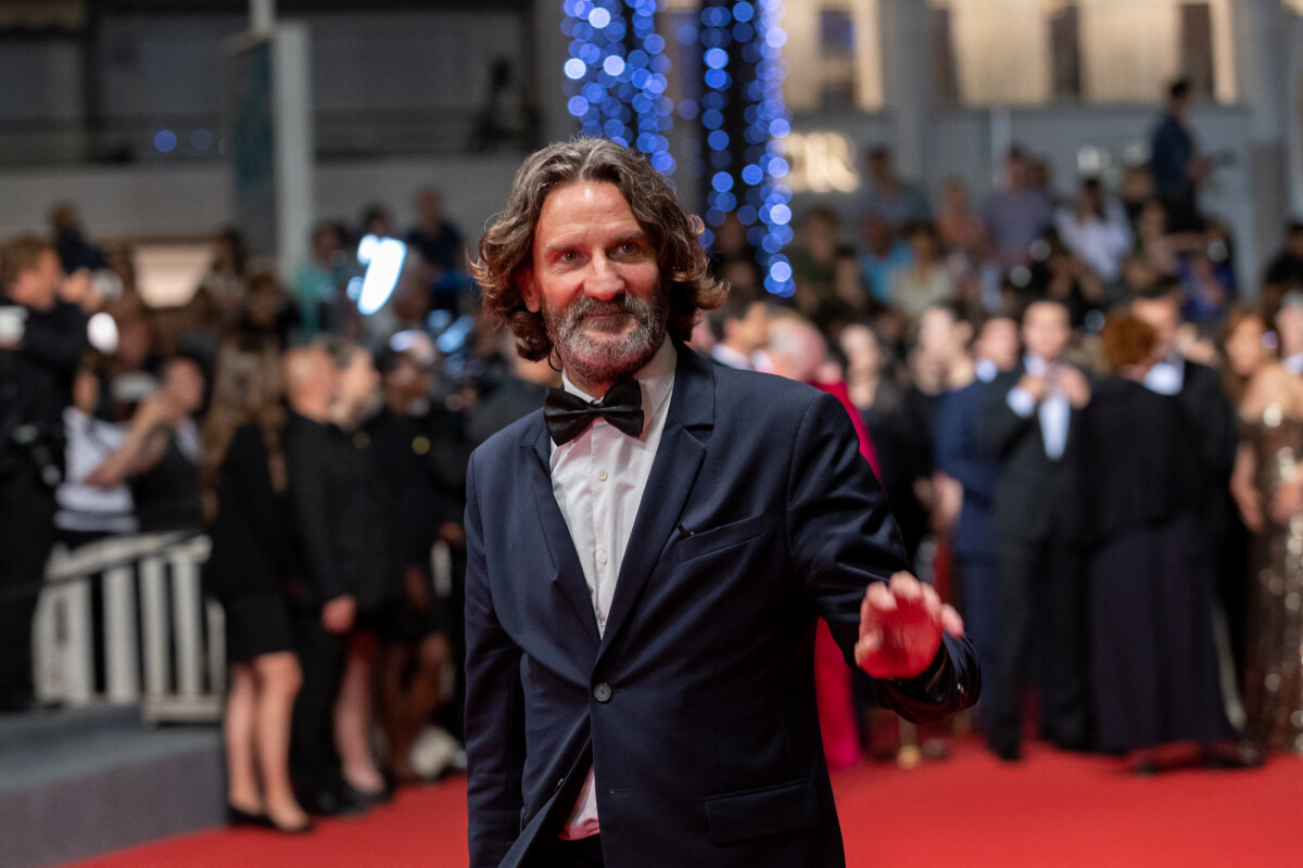 Photo : Frédéric Beigbeder - Montée des marches du film " Fumer Fait ...