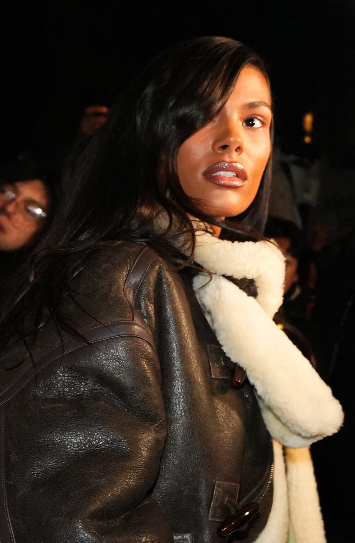 Photo : Tina Kunakey au défilé Kenzo collection homme automne/hiver ...