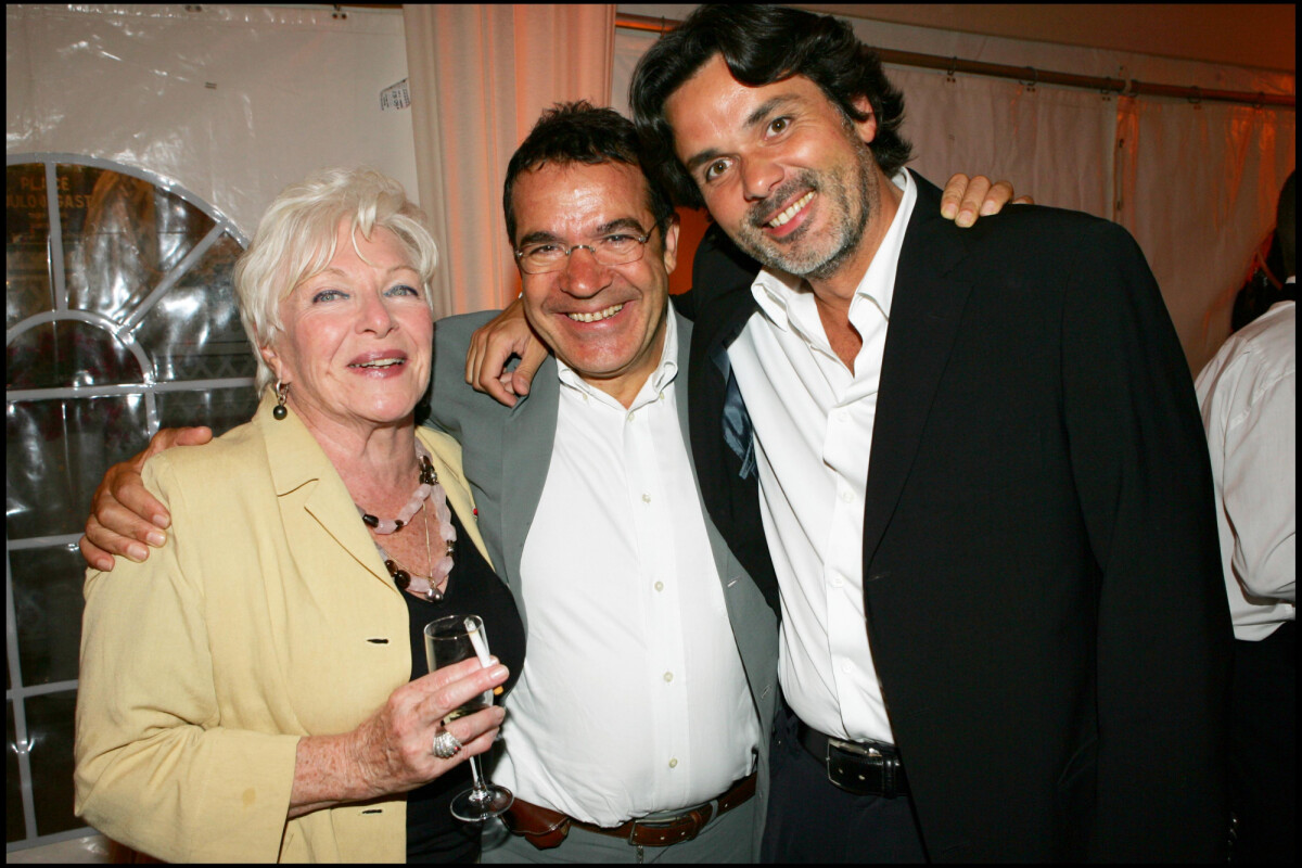 Photo : Jean-Luc Azoulay et Christophe Barratier Johnny Hallyday - 77e ...