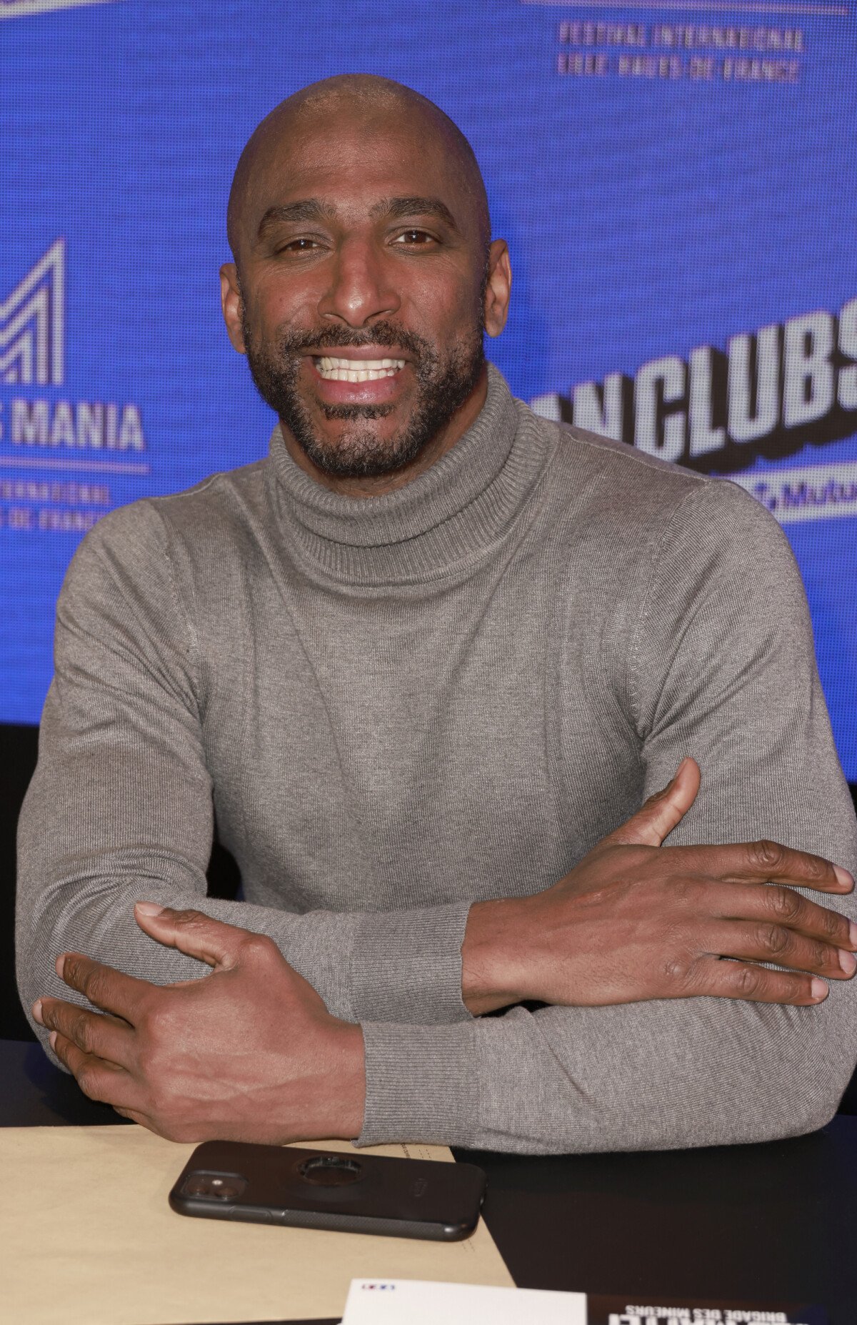 Vidéo : Stomy Bugsy "amoureux" : le rappeur ne dit pas non au mariage ...