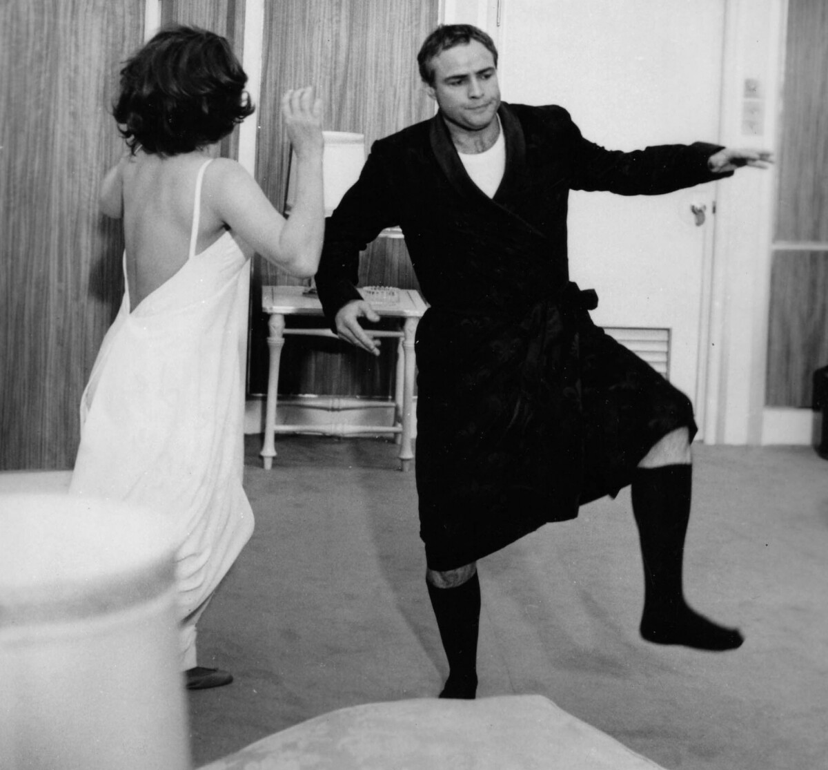 Photo : Le comédien fait le pitre avec Sophia Loren dans La Comtesse de ...