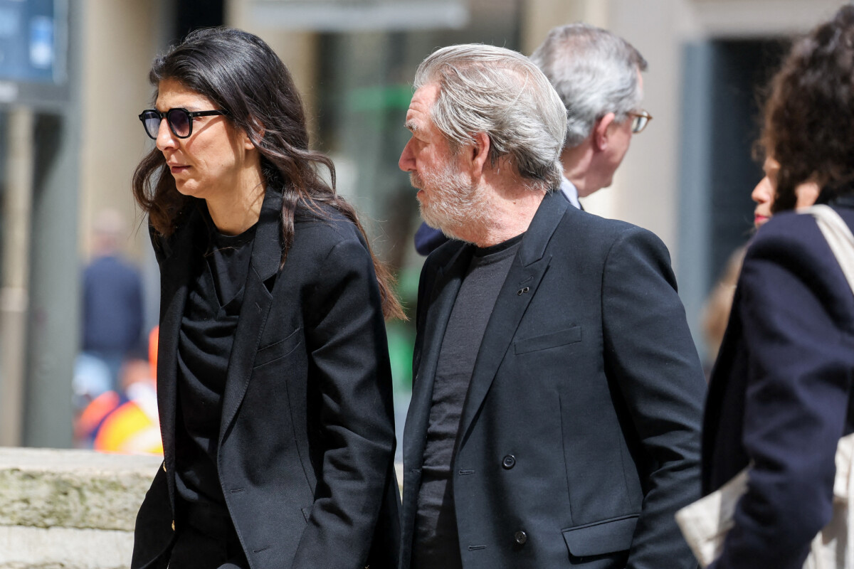 Photo : Hoda Roche et son mari Luc Duchêne - Arrivées aux obsèques du ...