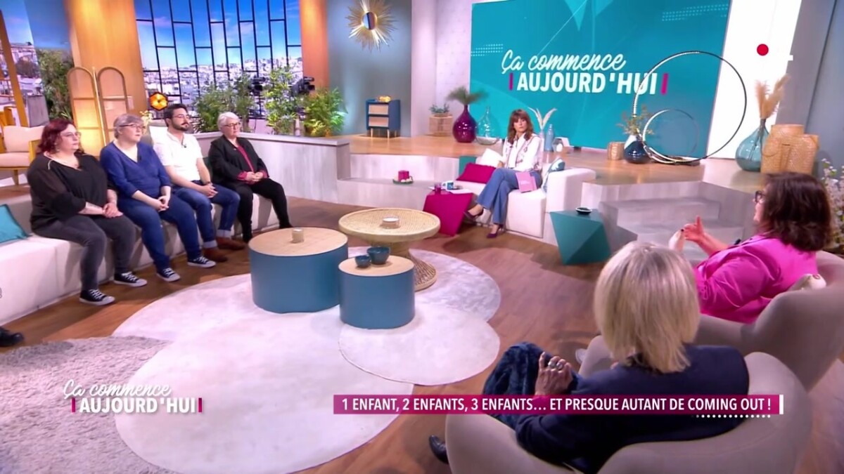 Photo : L'animatrice a pris les commandes d'une nouvelle émission ...