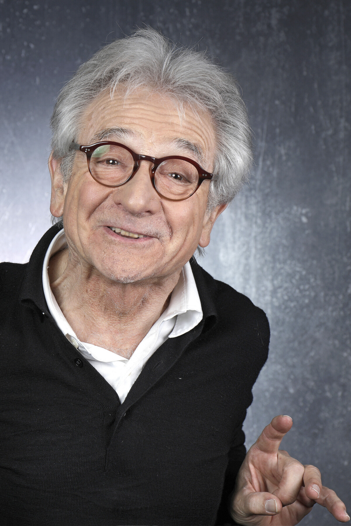Photo : Portrait de Jean-Pierre Descombes lors de l'enregistrement de l ...