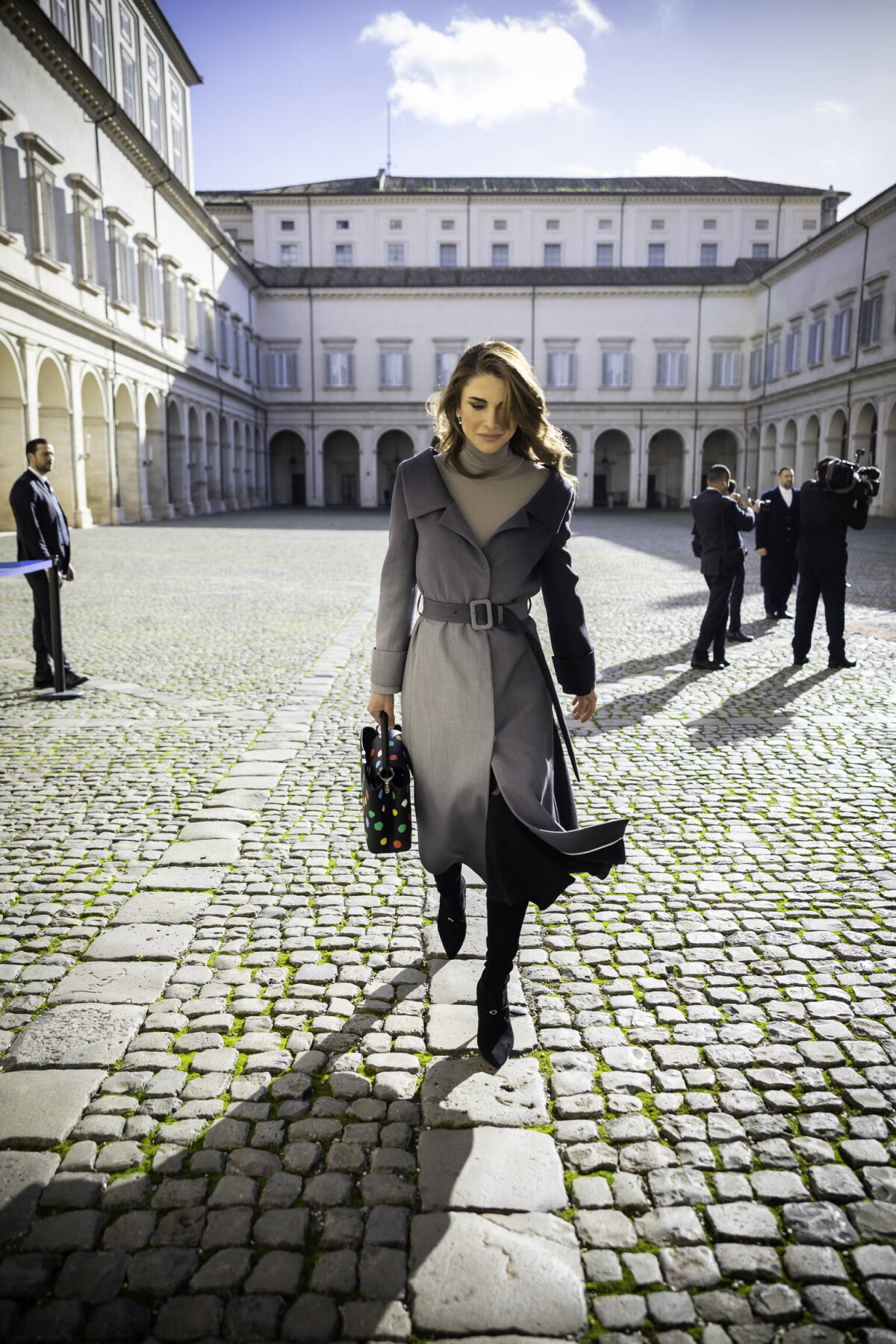 Photo : La reine Rania de Jordanie visite le Palais du Quirinal à Rome ...