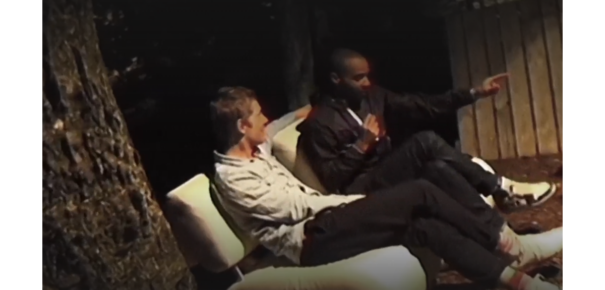 Photo : A l'époque, il rentre d'un festival au Royaume-Uni et rassemble ...