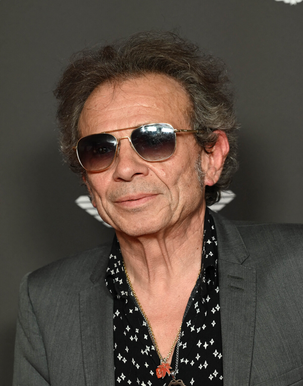 Photo : Roger, le père de Philippe Manoeuvre, est décédé le 24 octobre ...
