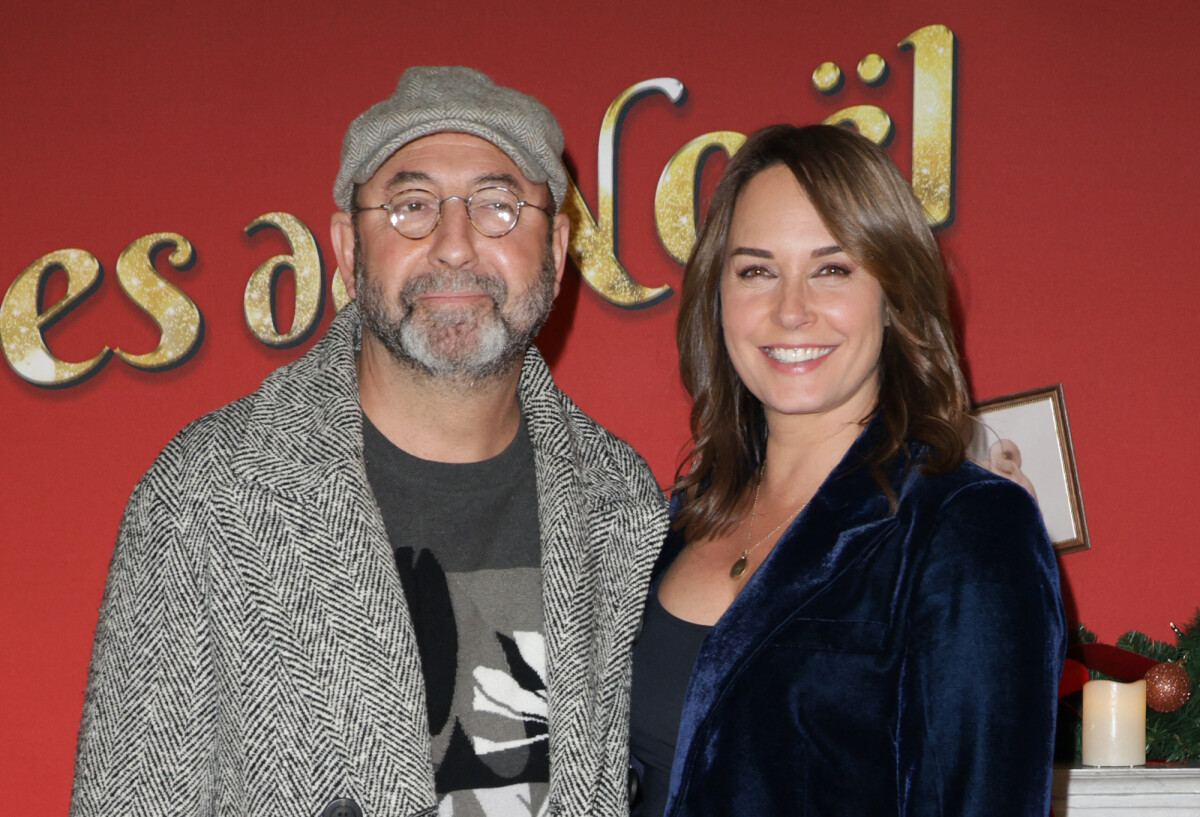 Photo : Kad Merad et sa femme Julia Vignali - Avant-première du film "Les boules de Noël" au ...