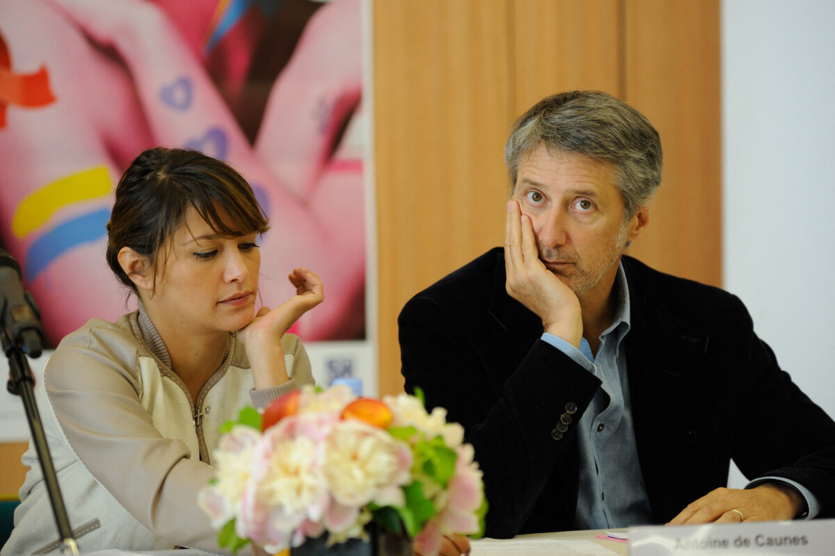 Photo : Emma de Caunes et Antoine de Caunes à la conférence de presse ...