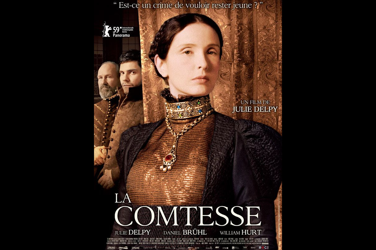 Photo : Julie Delpy dans La Comtesse - Purepeople