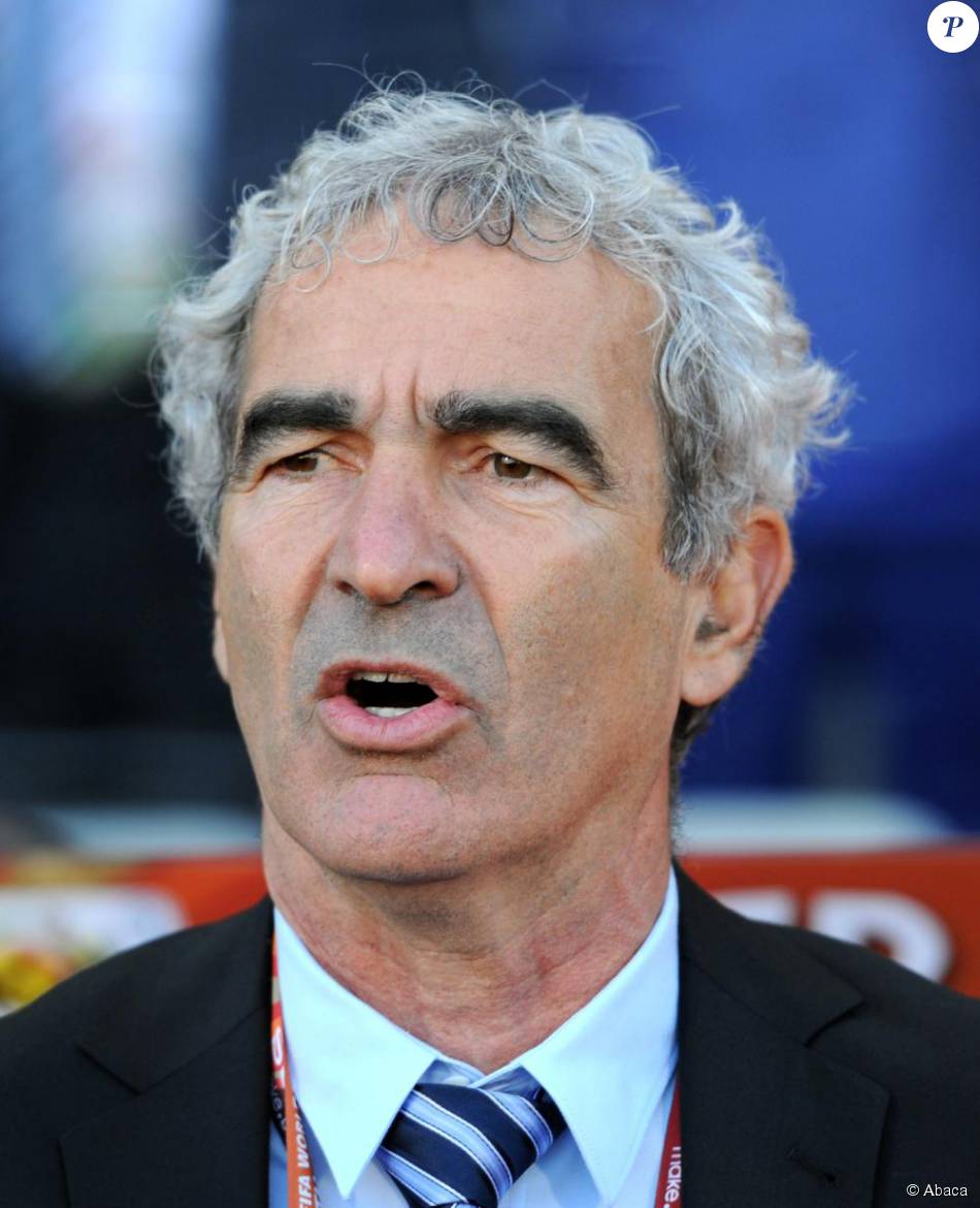 Raymond Domenech, sélectionneur de l'équipe de France. - Purepeople