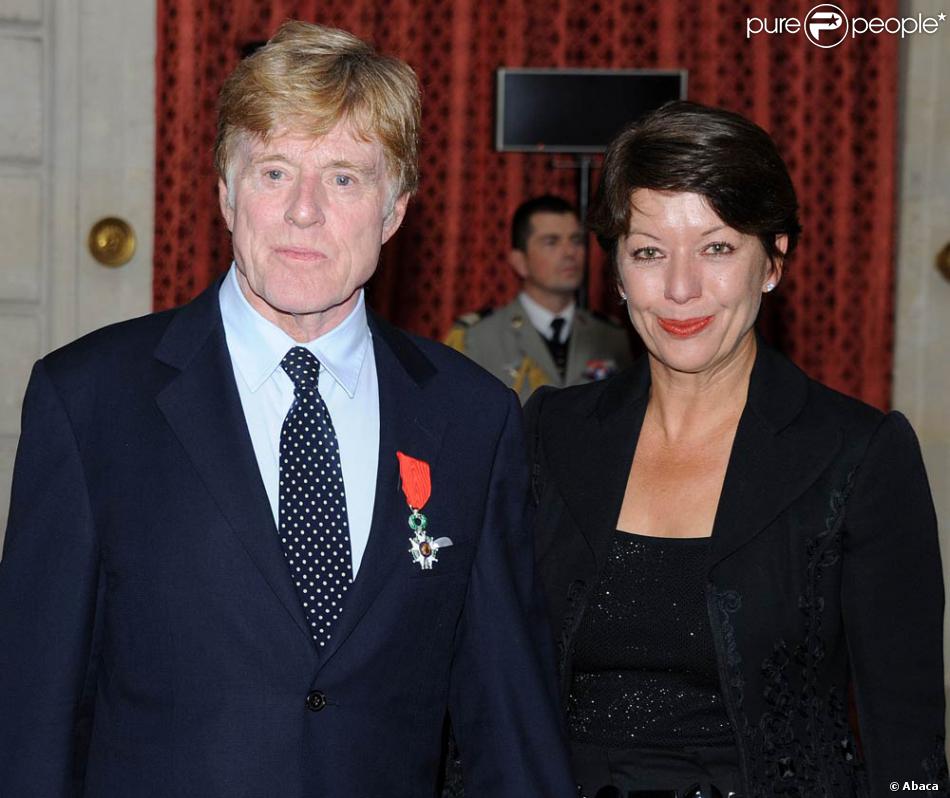 Robert Redford, ici avec sa femme Sybille Szaggars, fait Chevalier de ...