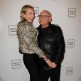 Max Azria au défilé Hervé Leger by Max Azria durant la Fashion Week de ...