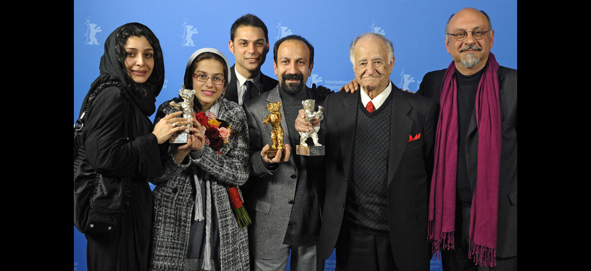 Photo : Les acteurs Sareh Bayat, Sarina Farhadi, Peyman Moadi, Ali ...