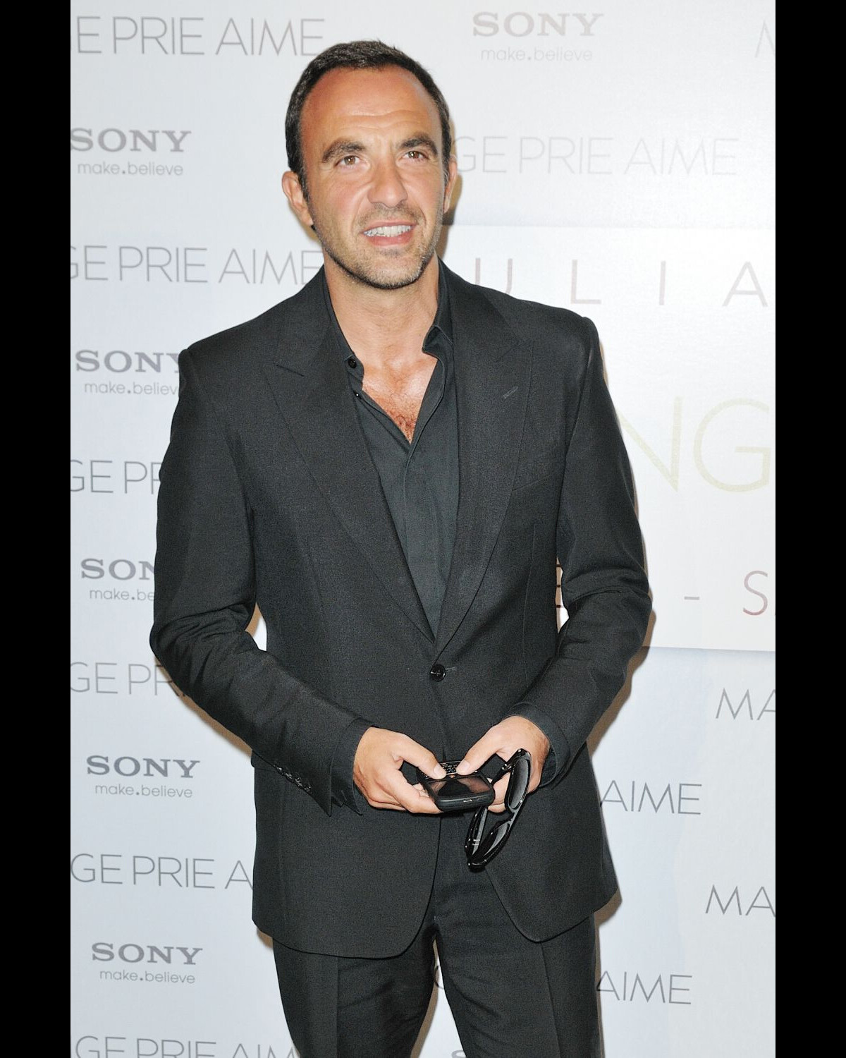 Photo : Nikos Aliagas anime quotidiennement le 6/9 sur NRJ, et 50 ...