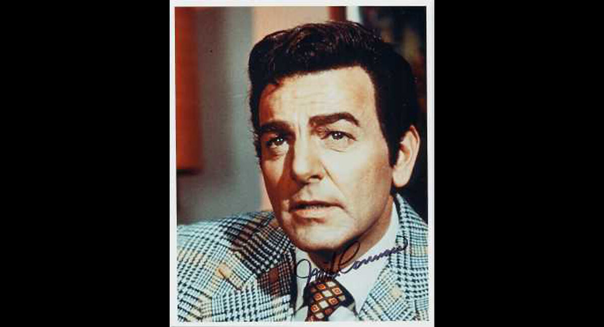 Photo : Mike Connors dans le rôle de Joe Mannix - Purepeople