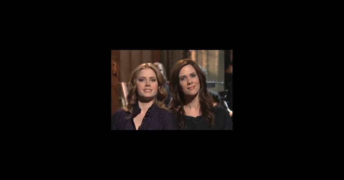 Amy Adams et Kristen Wiig pour le Saturday Night Live - Purepeople