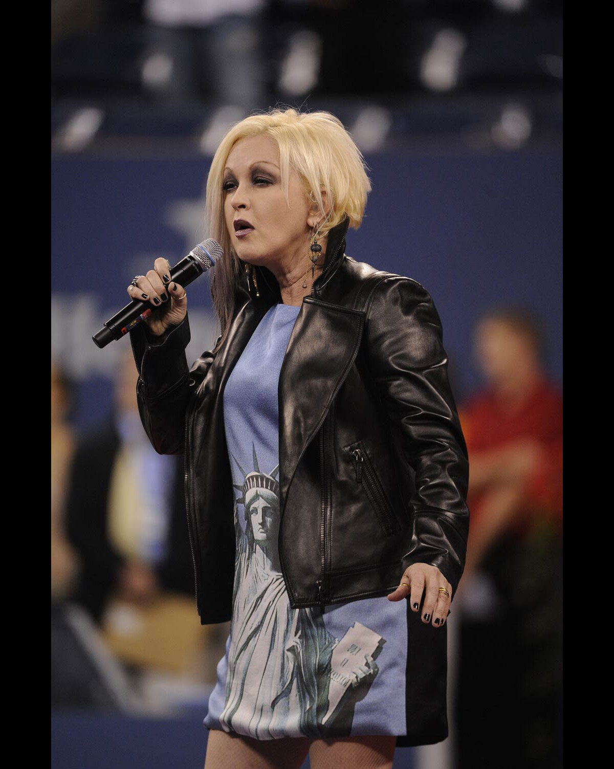 Photo : Cyndi Lauper en concert au Billie Jean King Tennis Center, à ...