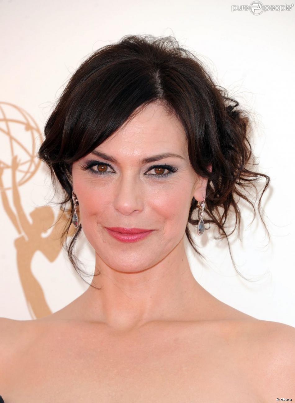 Michelle Forbes sur le tapis rouge lors des 63ème Emmy Awards à Los ...