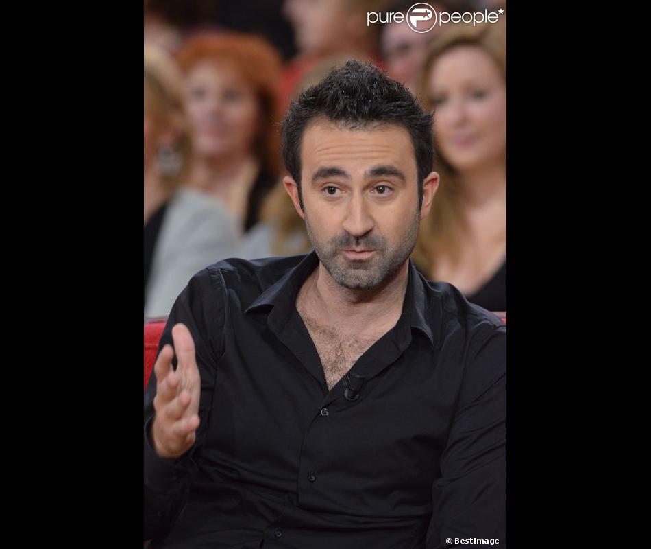 Mathieu Madenian lors de l'enregistrement de Vivement Dimanche ...