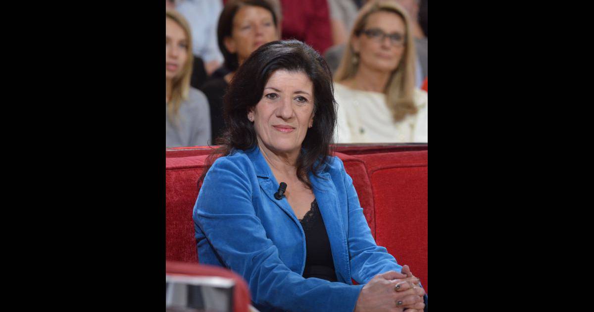 Biyouna le 19 octobre 2011 à Paris - Purepeople