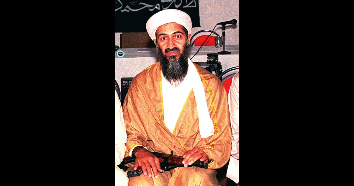 Photo : Oussama Ben Laden en Afghanistan (photo d'archives) - Purepeople