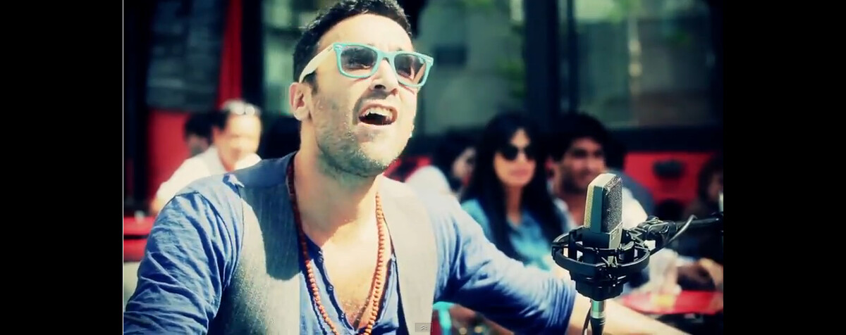 Vidéo : Mani - Master Blaster (cover) - Purepeople