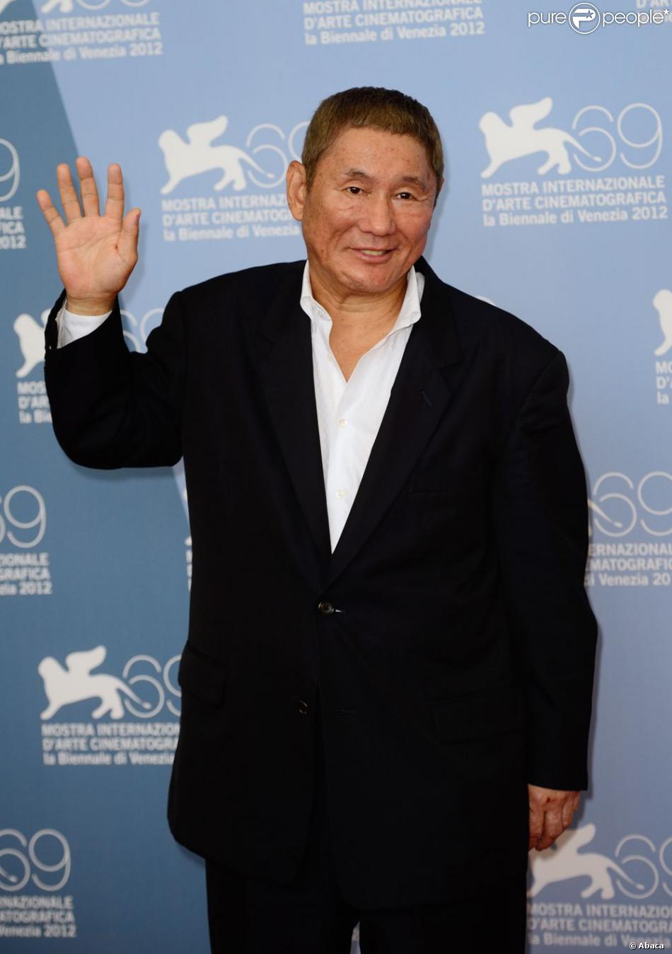 Takeshi Kitano présente Outrage Beyond lors de la 69e Mostra de Venise ...