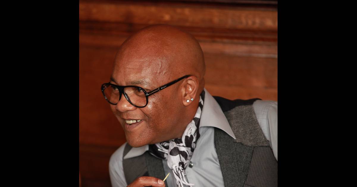 Emile et Images lors de la conférence de presse du film Stars 80 à ...