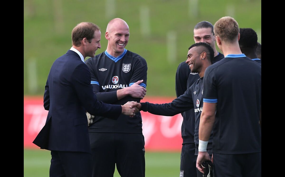 Photo : Le prince William et Ashley Cole au complexe St George's Park ...