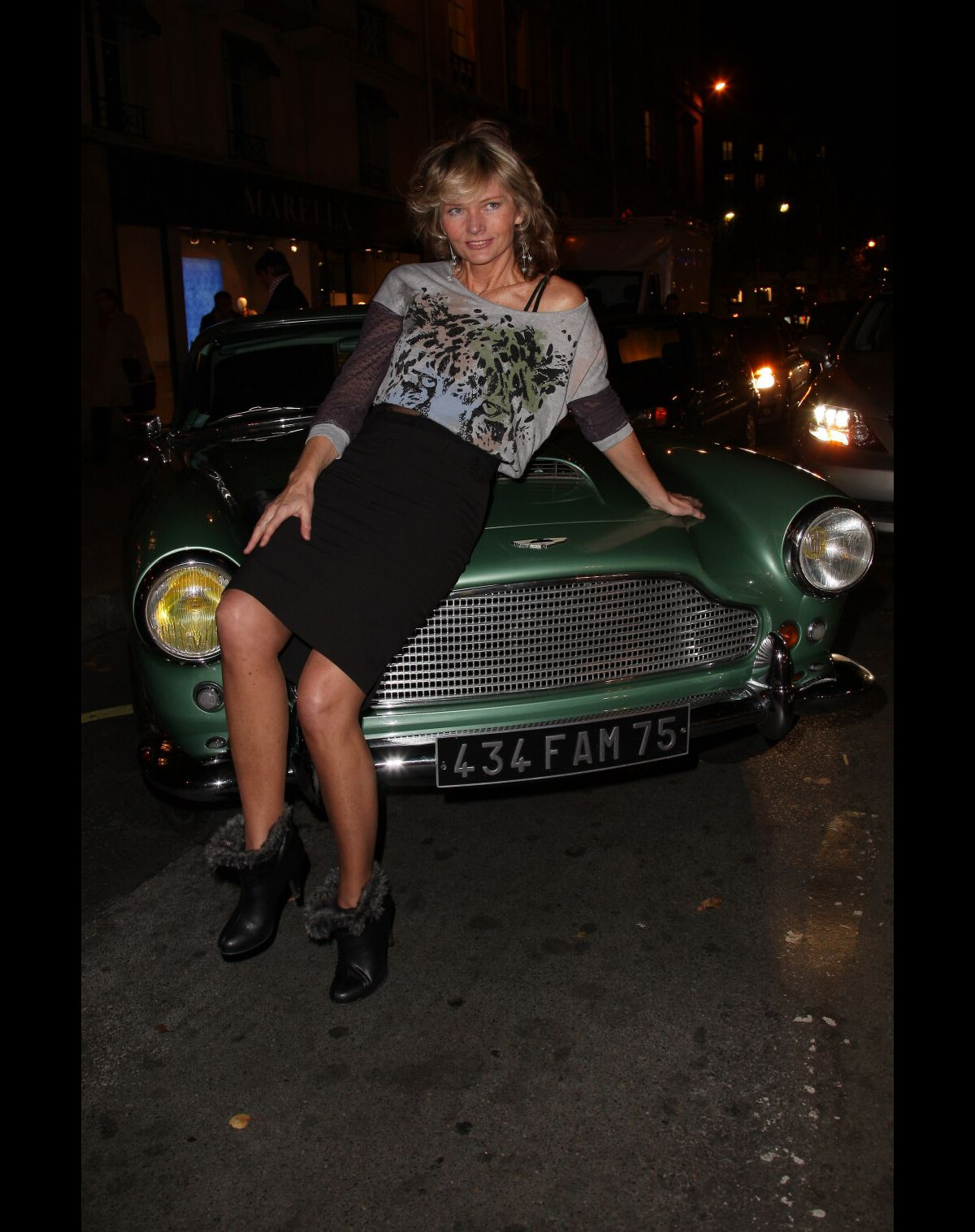 Photo : Irka Bochenko pour le lancement du livre de Frédéric Brun "Les ...