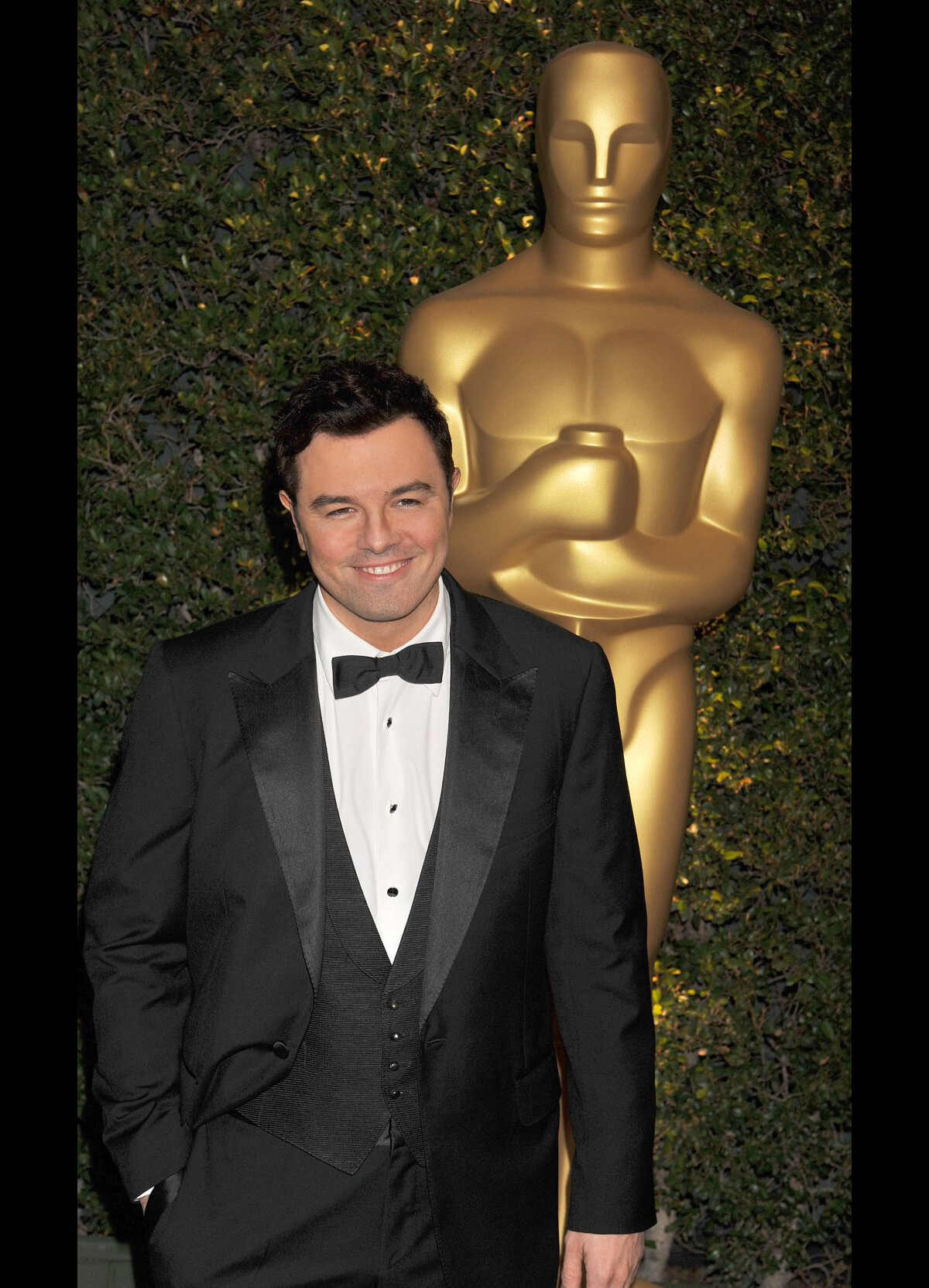 Photo : Seth MacFarlane devant l'Oscar lors de la soirée du 1er ...