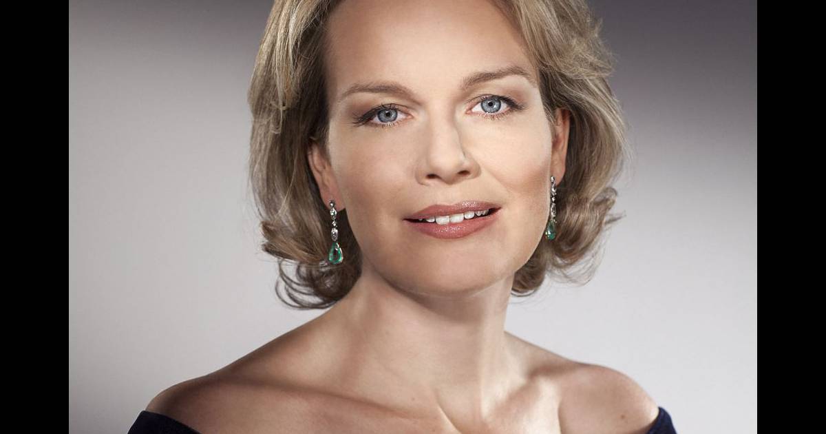 Princesse Mathilde: Des portraits lumineux dignes de Grace Kelly pour ...